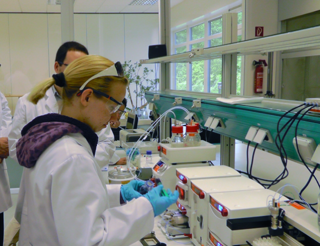 Continuous Flow Syringe Pump | Syrris