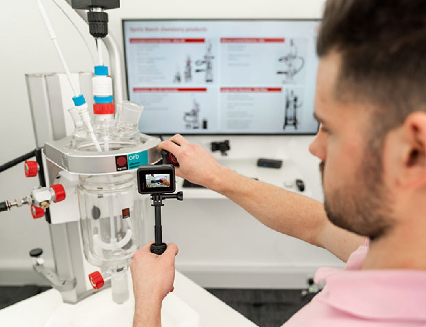 Contact an experienced member of the Syrris team